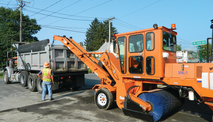 Broce Broom - MK-1 Transfer Sweeper